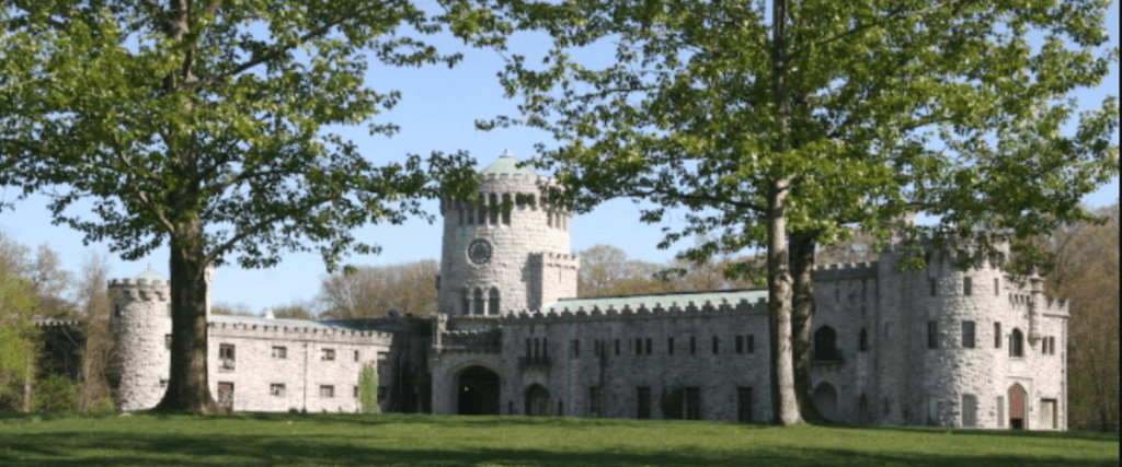 Long Island’s Gold Coast: Gatsby & Sands Point - Nassau County Long Island